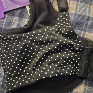 Olga | Intimates & Sleepwear | Olga Black Polka Dot Bra Size 36dd ...